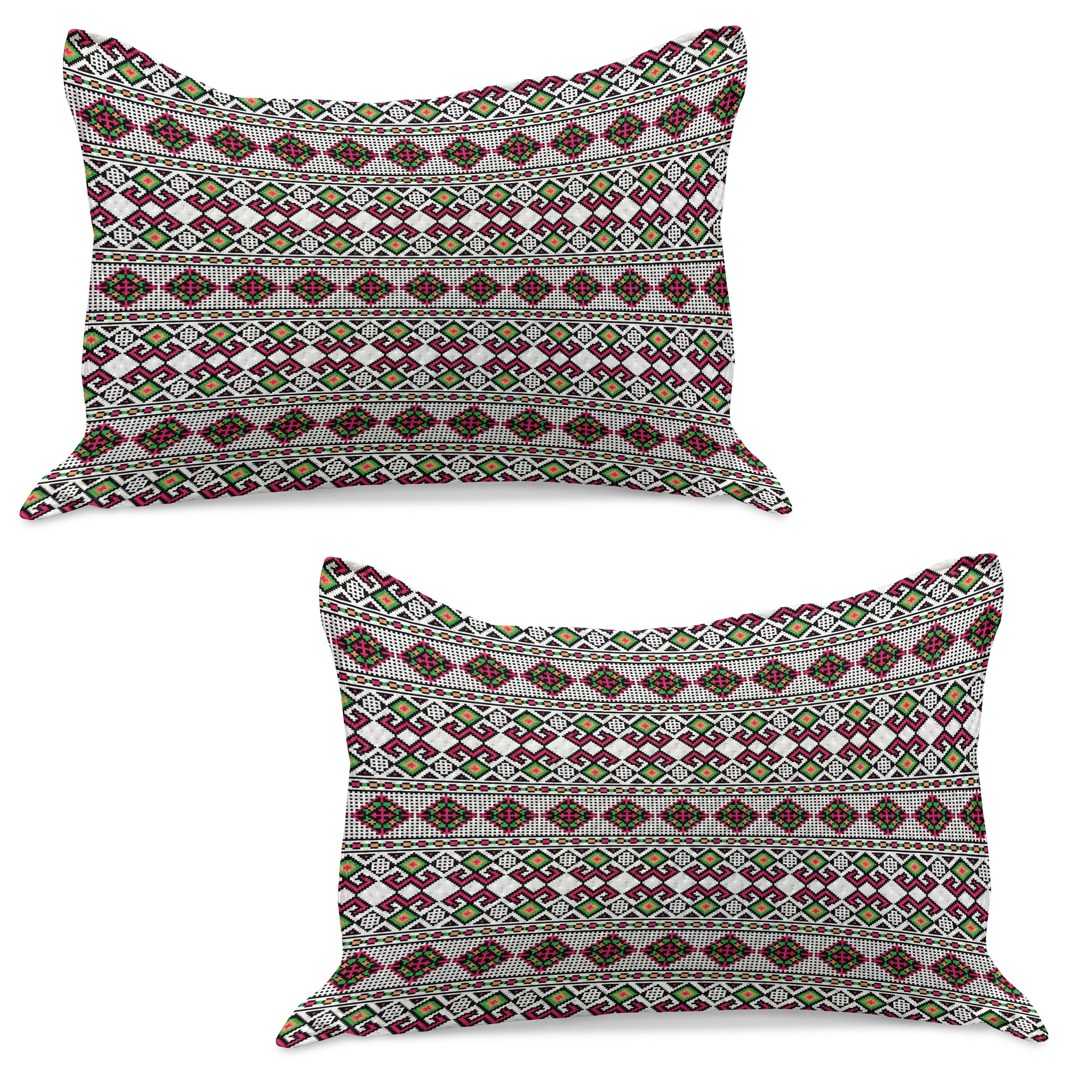 Retro Knitted Quilt Pillowcover Set of 2, Illustration of Ukrainian ...