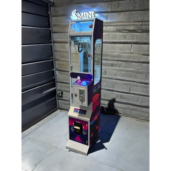 Toyverse Retro Mini Claw Machine with Bill Acceptor Arcade Crane ...