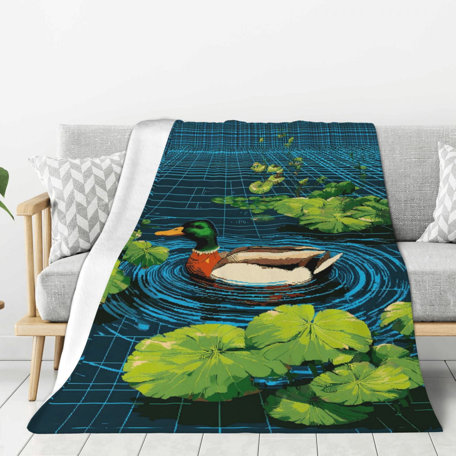 Retro Pixel Art Duck Blanket, 8-Bit Gamer Style Throw, Soft Flannel ...