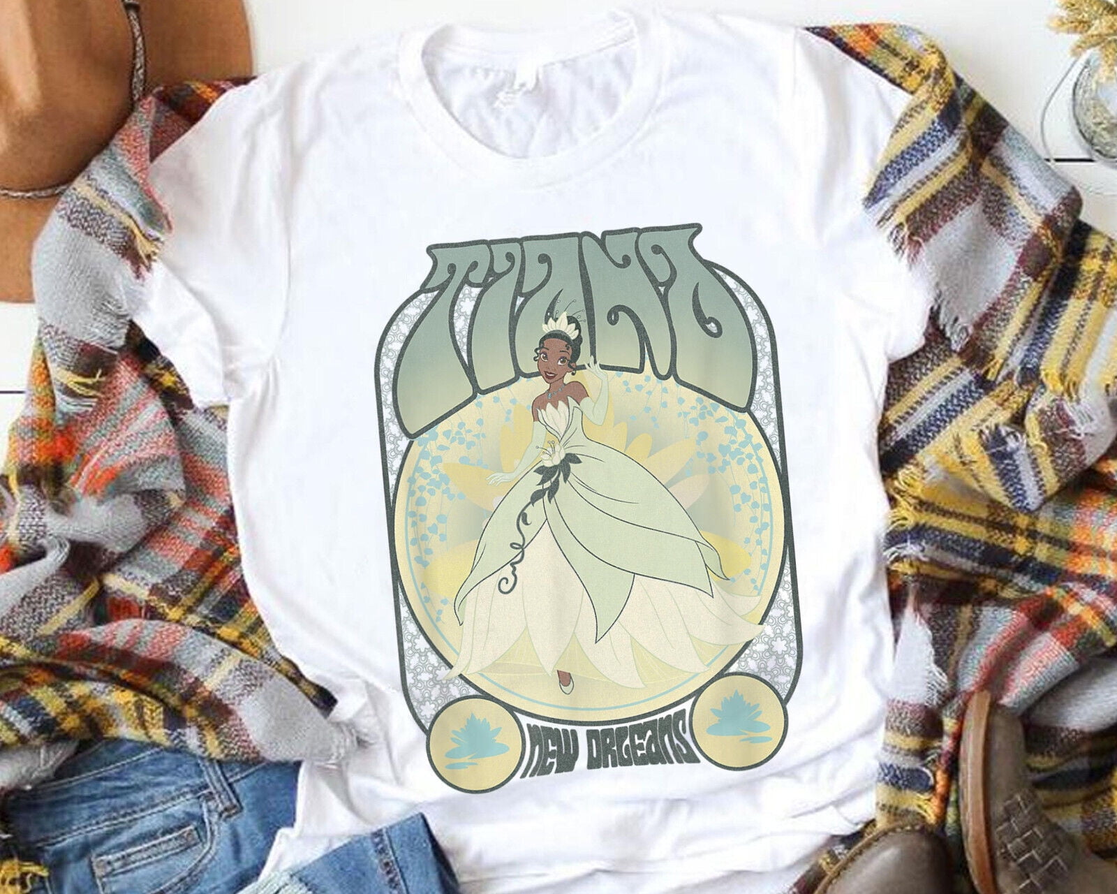 Retro Seventies Tiana The Princess & The Frog Disney T-shirt - Walmart.com