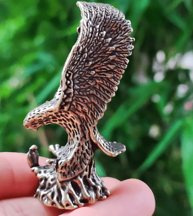 Retro Style Copper art Ferocious Eagle preying on cobra statue,Wild anmimal sculpture, bird ...