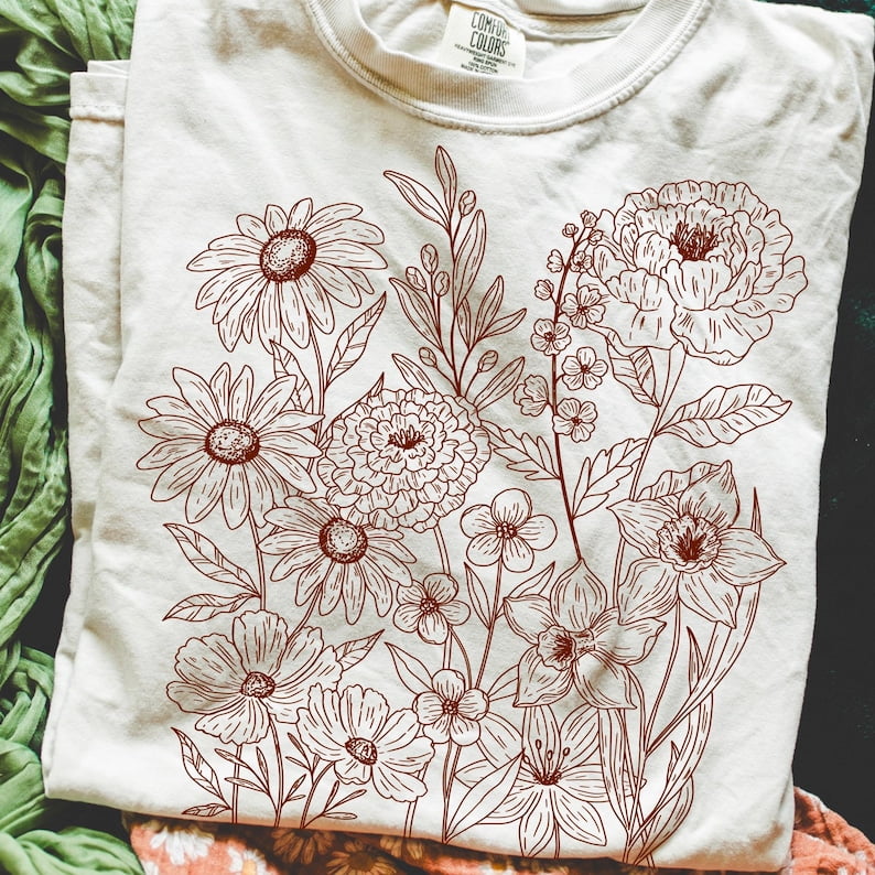 Retro wildflower bouquet T-shirt, floral Shirt, flowers Shirt, boho ...