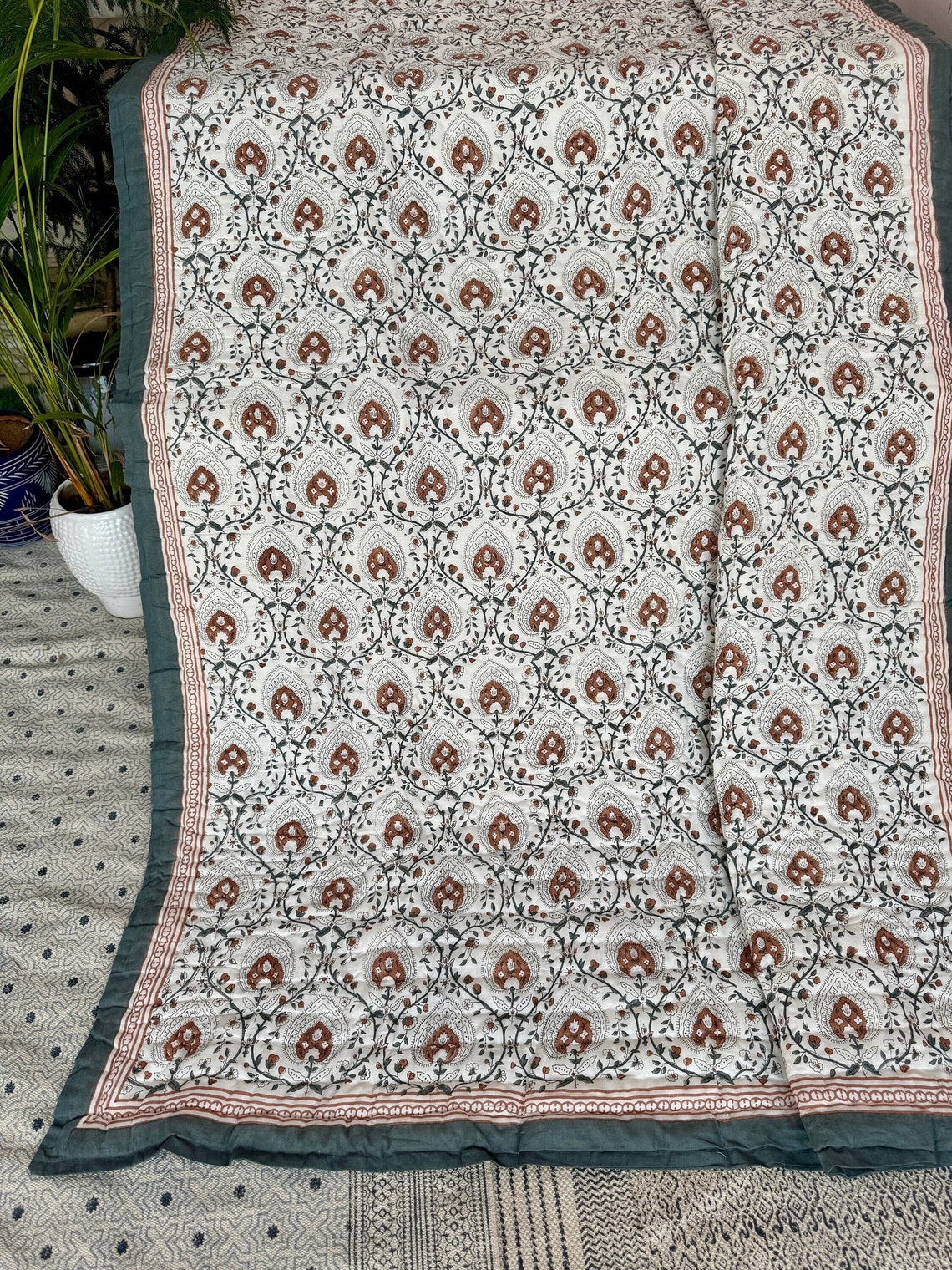 Reversible Cotton Kantha Quilt, Hand Block Print Jaipuri Razai, Floral ...