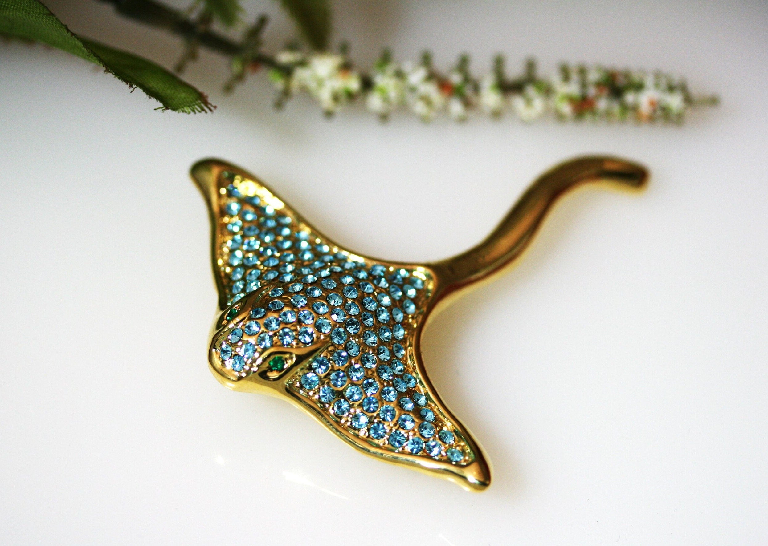 Just Love Jewels Stingray Fish Aquamarine Rhinestone Pins & Brooches ...