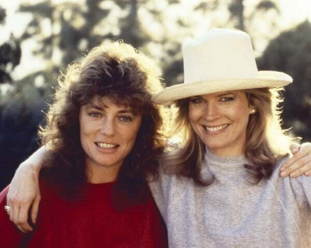 Rich and Famous 1981 Jacqueline Bisset & Candice Bergen smile 11x17 poster - Walmart.com