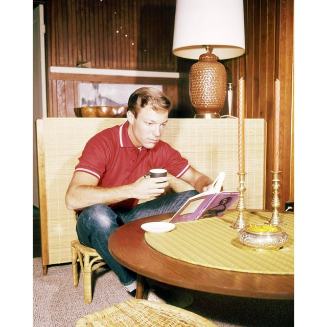 Richard Chamberlain Candid At His Home 1963 24X36 Classic Hollywood ...