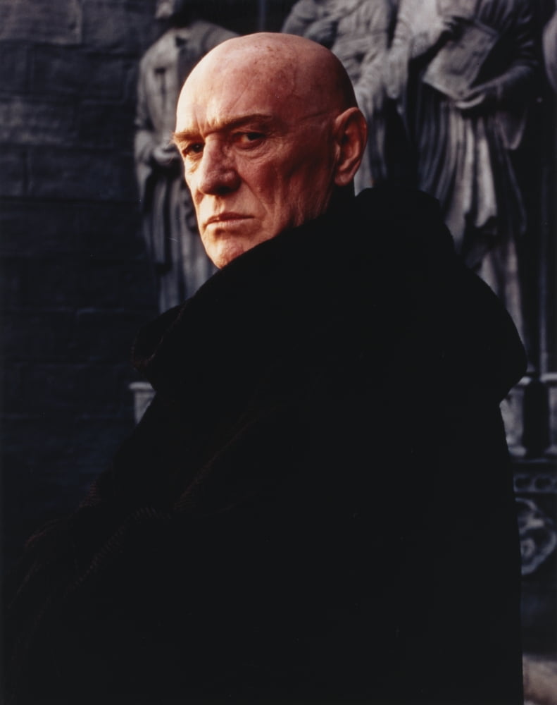 Richard Harris Portrait in Black Jacket Photo Print (8 x 10) - Walmart.com