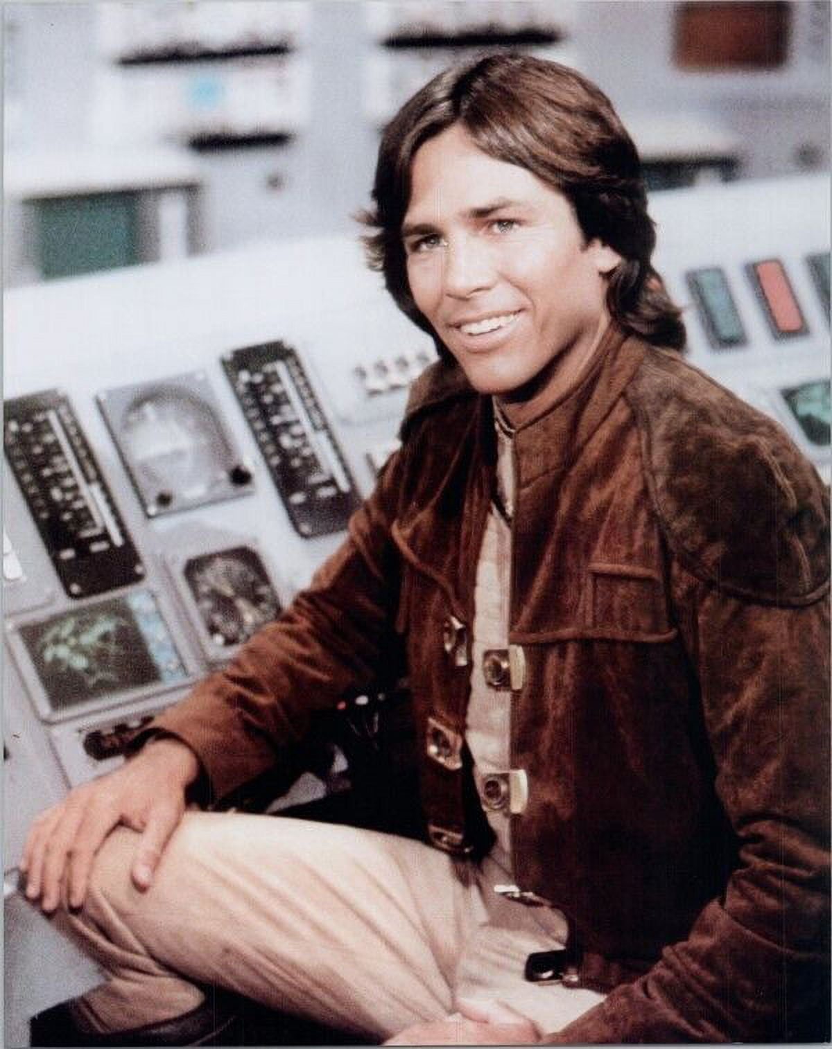 Richard Hatch as Captain Apollo at controls of Battlestar Galactica ...