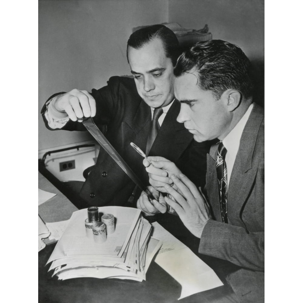 Richard Nixon Examines The 'Pumpkin Paper' Microfilms With Robert ...