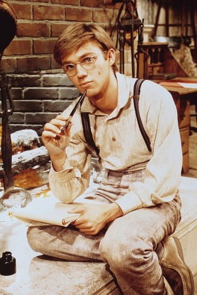 Richard Thomas as John Boy Walton Jr. in the Waltons 24x36 Poster by ...