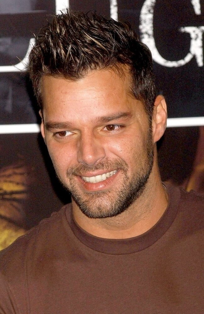 Ricky Martin At In-Store Appearance For Ricky Martin Mtv Unplugged New ...