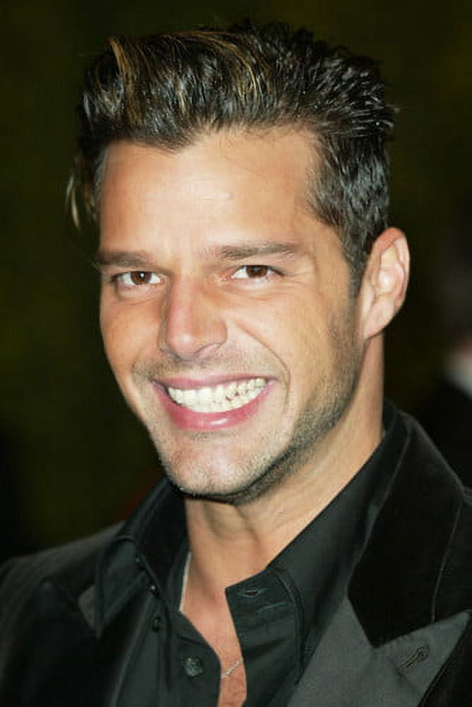 Ricky Martin Smiling Candid Color 24x36 Poster - Walmart.com
