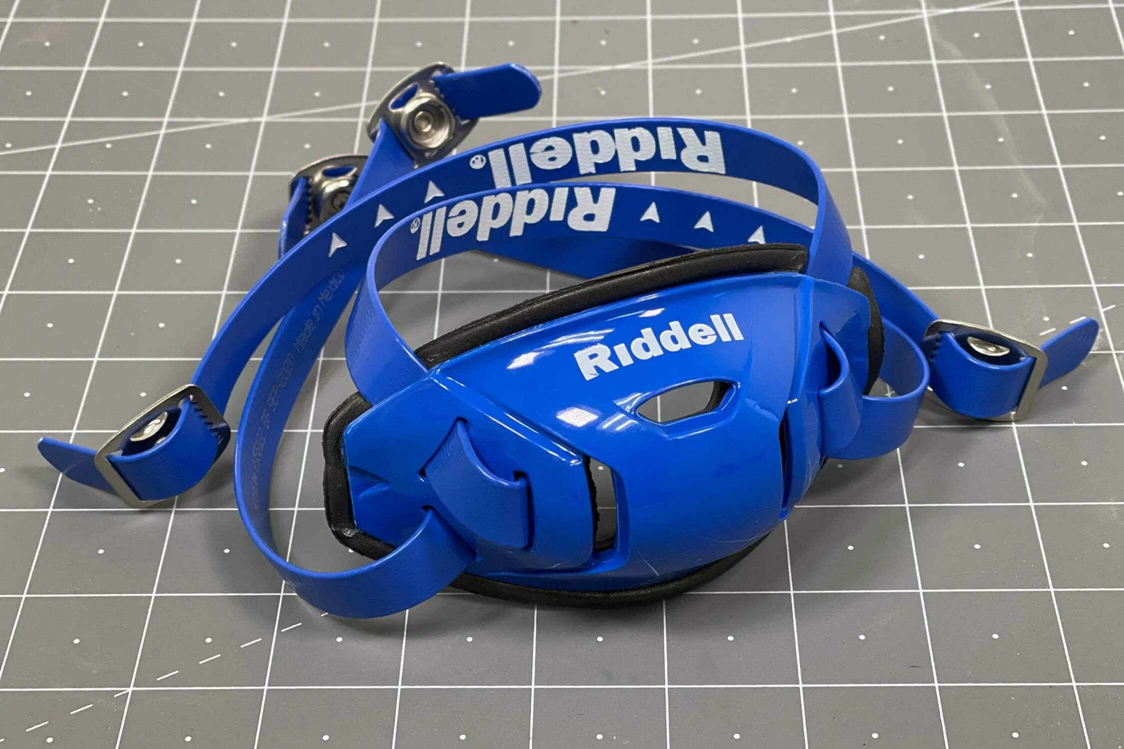 Riddell Hard Cup Chinstrap Buckles (Royal Blue, Small) - Walmart.com
