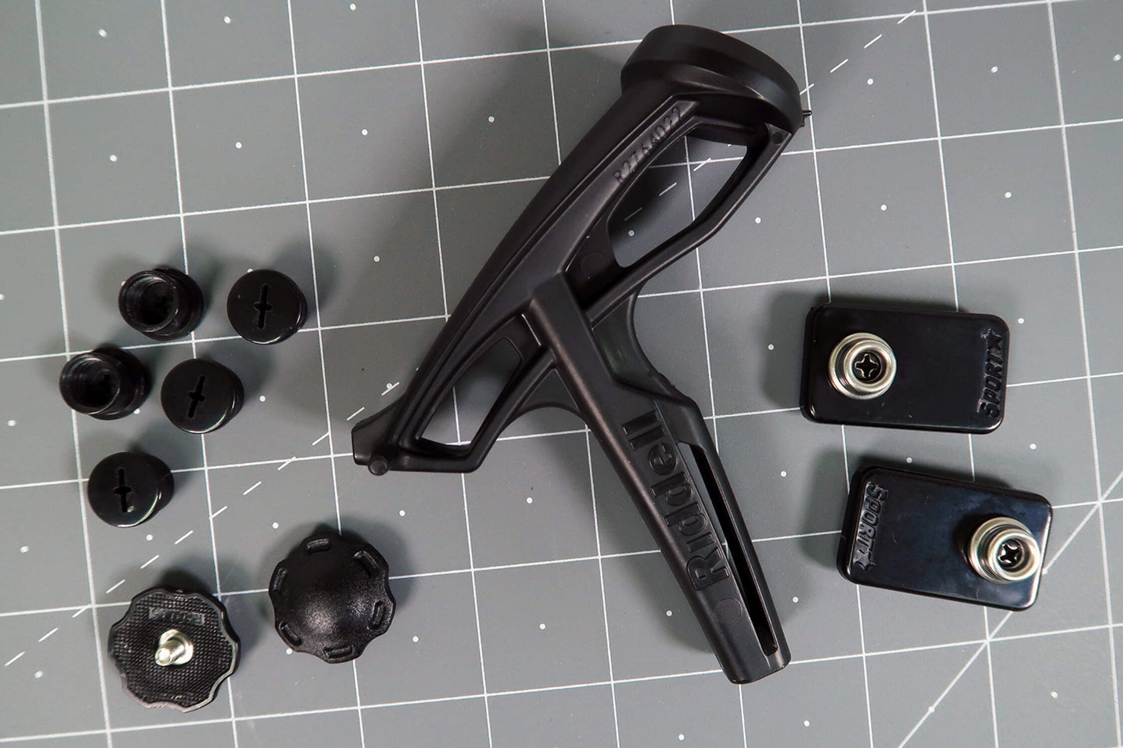 Riddell Repair Kit Elite for Axiom, SpeedFlex, or Speed Helmets (BLACK ...