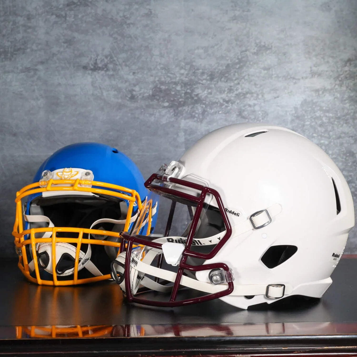 Riddell Speed Victor-I - YOUTH (Scarlet - S/M) - Walmart.com