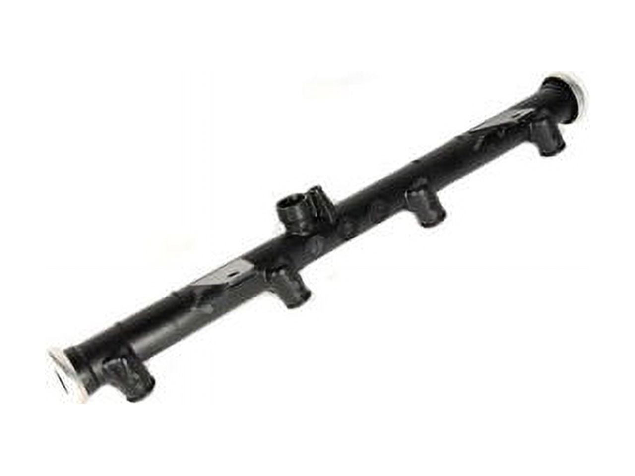 Right Fuel Injector Rail - Compatible with 2001 - 2006 Chevy Silverado ...