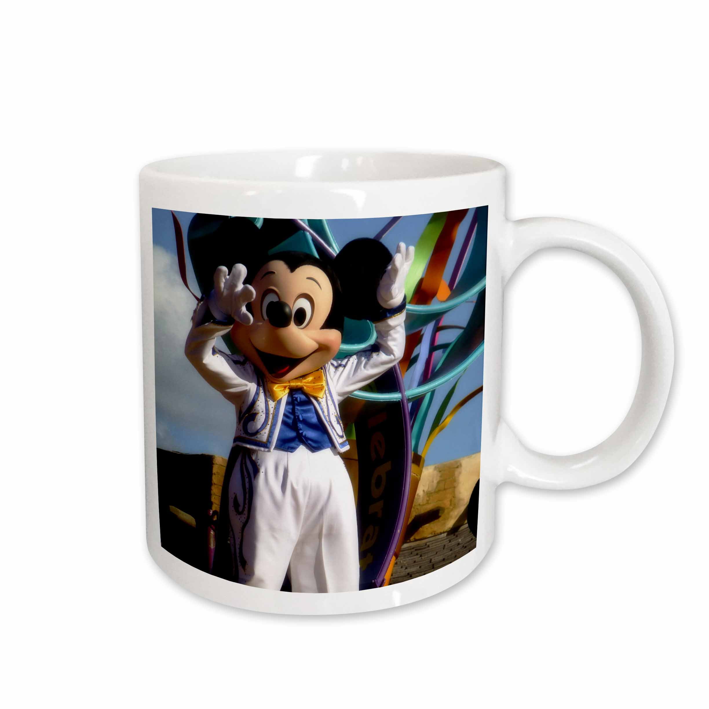 3drose, Ringleader Mouse Dancing Through the Paths of the Park, 15oz ...