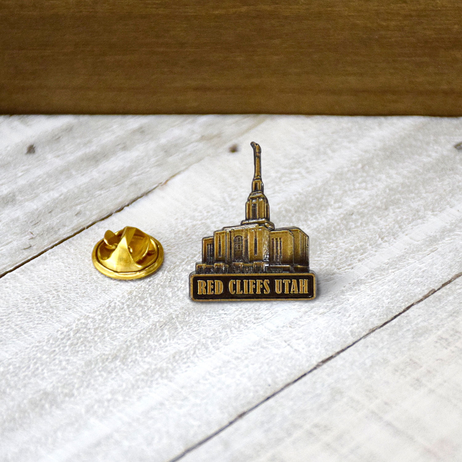 Ringmasters Red Cliffs Utah Temple 3/4" Antique Gold Pin - Walmart.com