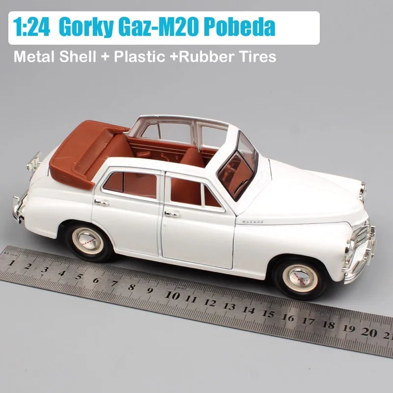 Road Signature 1:24 Scale Russia Soviet Union Gorky Gaz M20 Pobeda Gaz ...