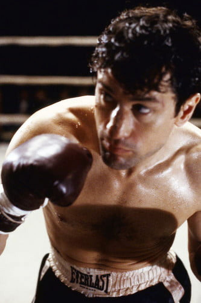 Robert De Niro in Raging Bull leaning in close for punch 24x36 Poster ...