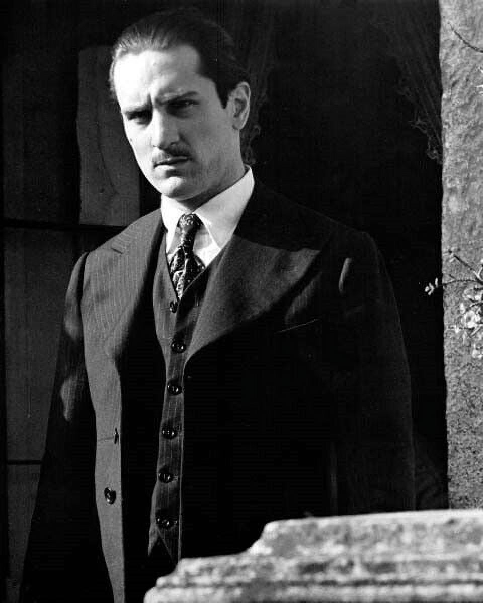 Robert de Niro in suit as young Vito Corleone The Godfather Part II ...