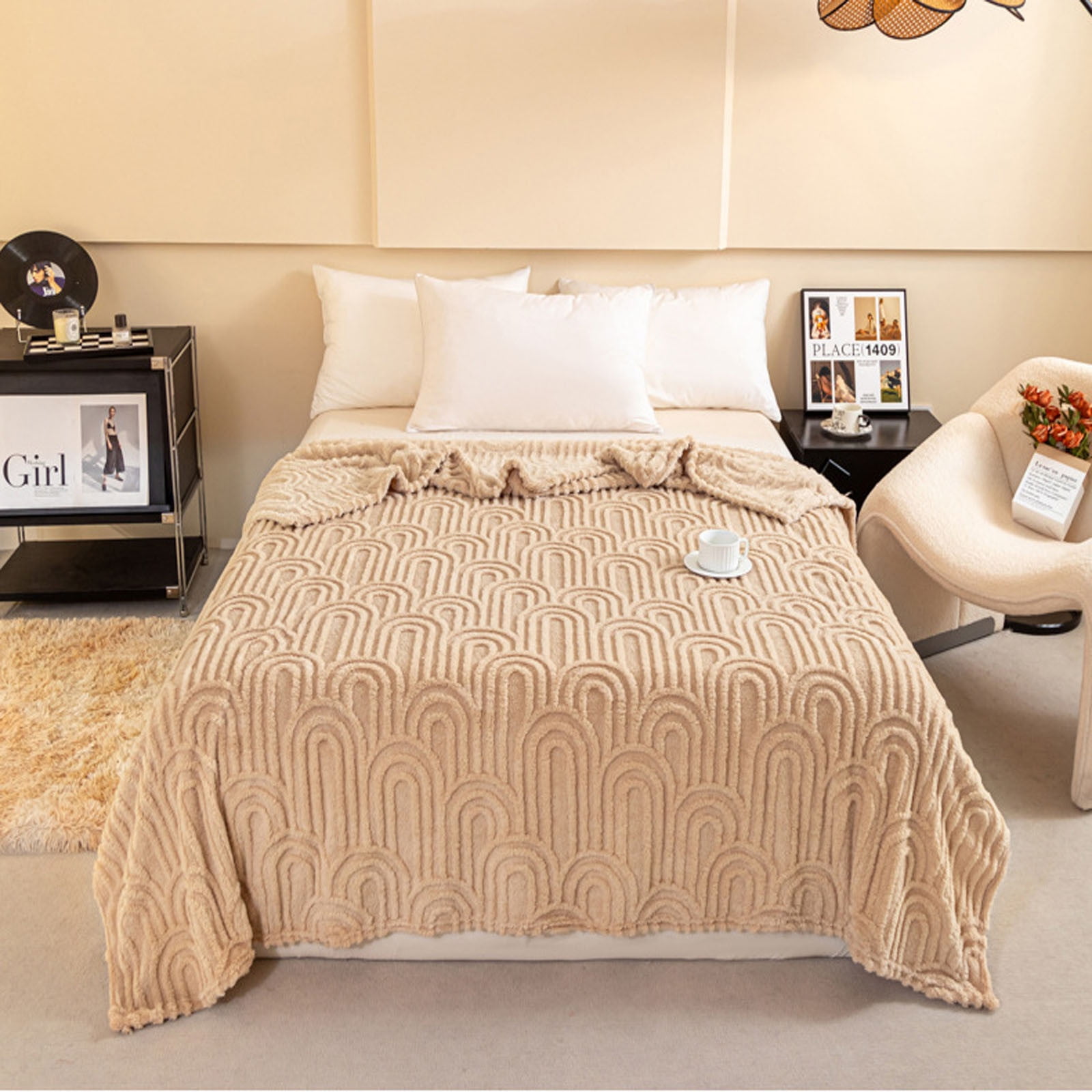 Roman Column Milk Velvet Flannel Coral Velvet Blanket, Shawl & Sofa ...