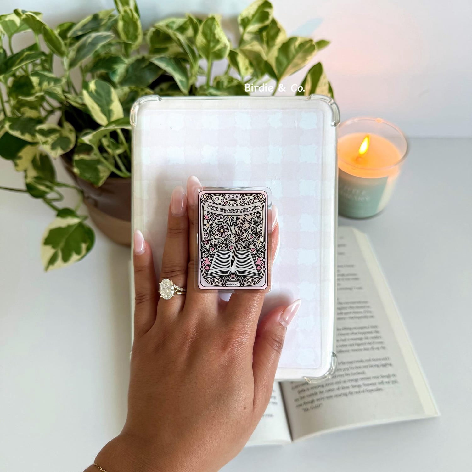 Romance Storyteller Tarot Card Magnetic E-reader Grip, MagSafe E-reader ...