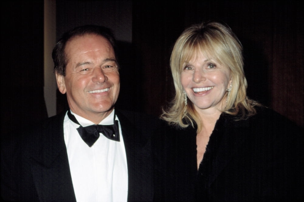 Ron Gilbert And Wife At Heroes In Uniform Gala, Ny 3222002, By Cj ...