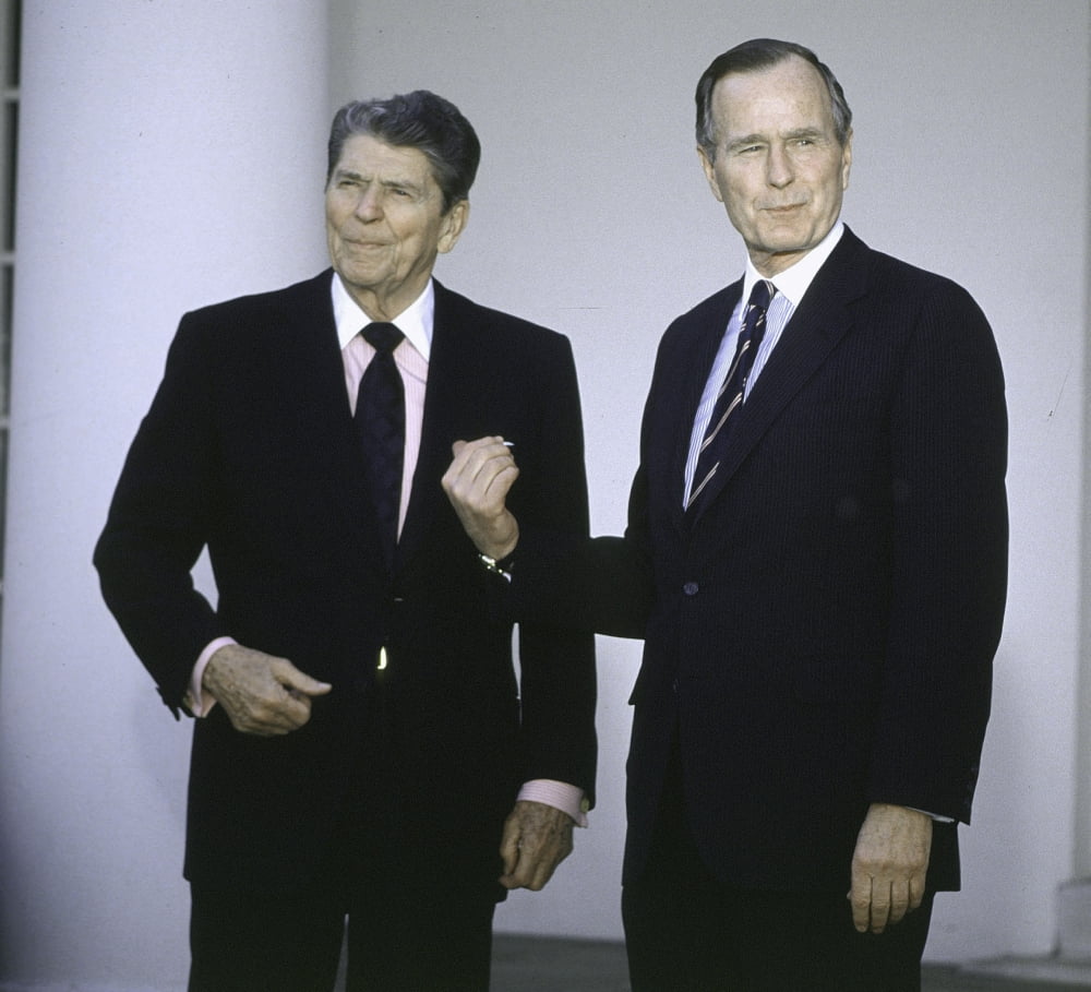 Ronald Reagan and George Bush Sr Photo Print (10 x 8) - Walmart.com