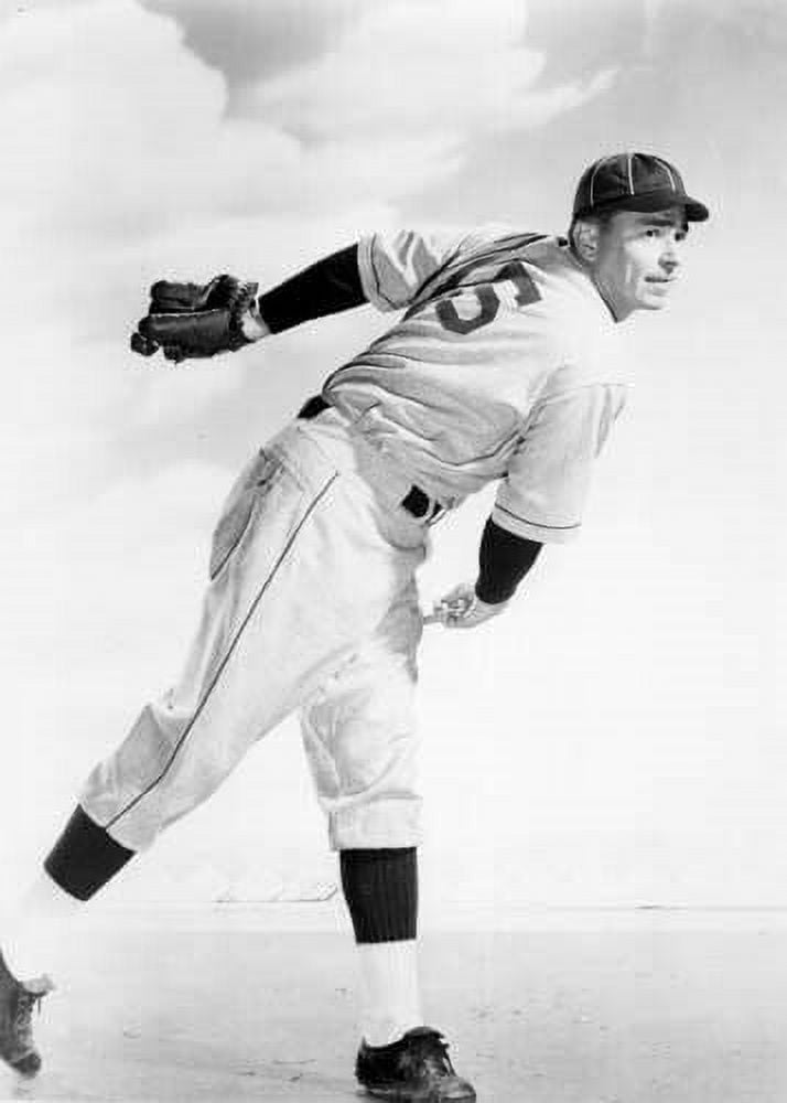 Ronald Reagan pitches ball 1952 The Winning Team as Grosvenor Alexander ...