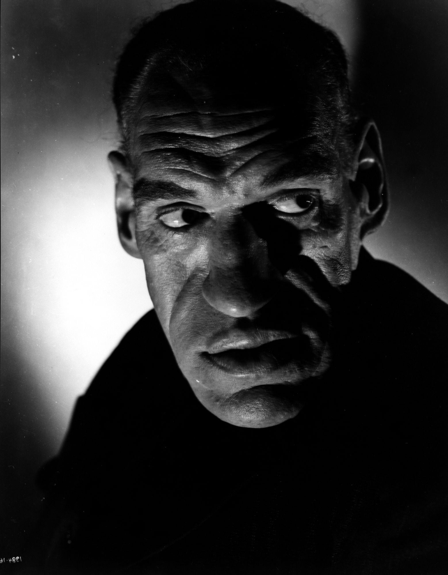 Rondo Hatton Posed in Black Photo Print (24 x 30) - Walmart.com