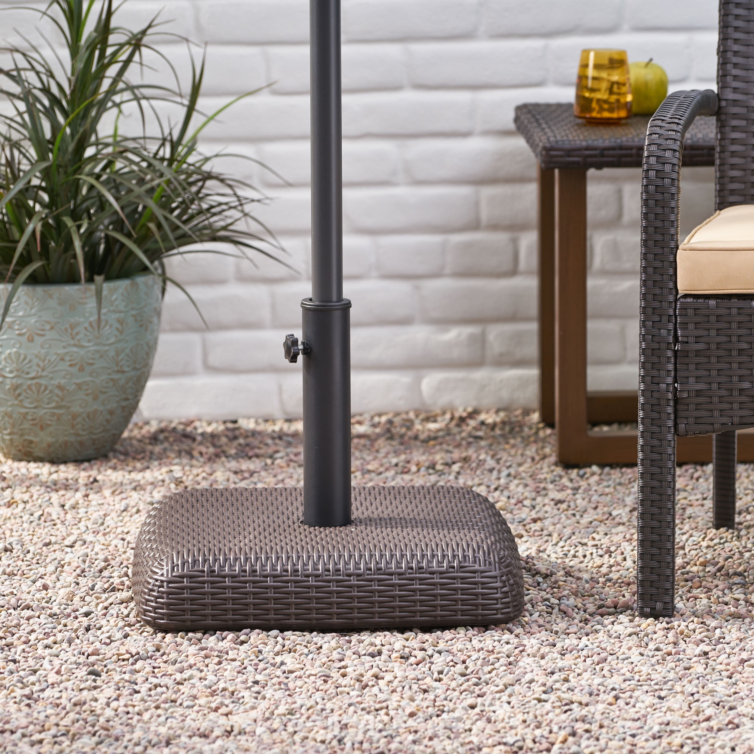 Roomfitters Square Wicker Umbrella Base, Heavy-Duty Outdoor Umbrella ...