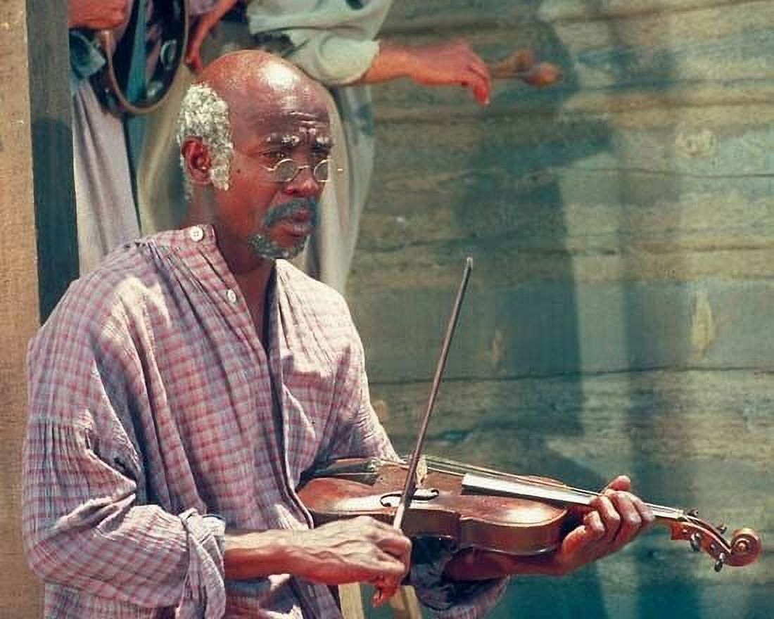 Roots 1977 TV series Ben Vereen as Chicken George with violin 8x10 ...