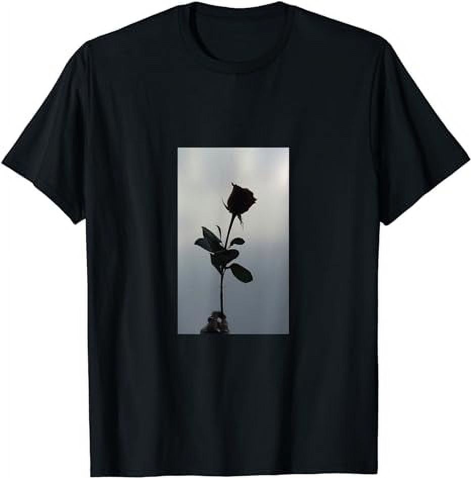 Roses Flowers Aesthetic Retro stylish vintage dark floral T-Shirt ...
