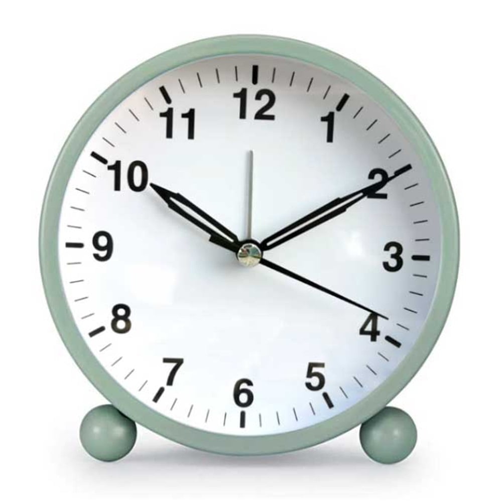 Round Battery Operated Analog Alarm Clock for Bedroom Bedside Living ...