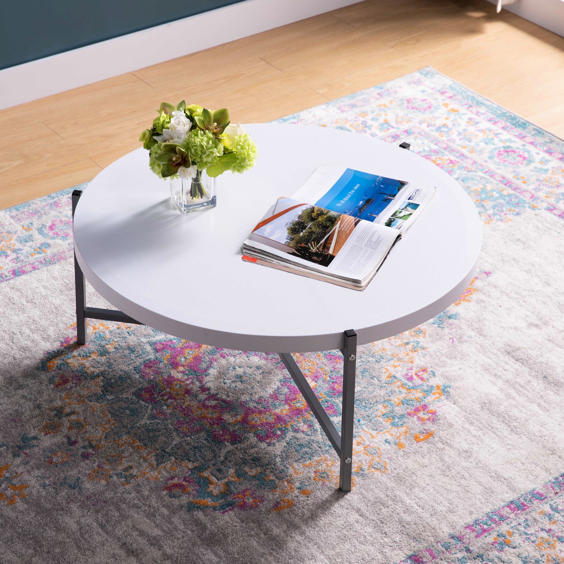 Round Coffee Table | Offer Space for Multiple Living Room Activities ...