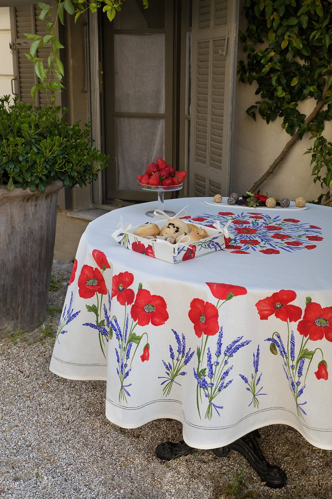 Round French Provencal Tablecloth Coquelicot Lavander White, 70" Round ...