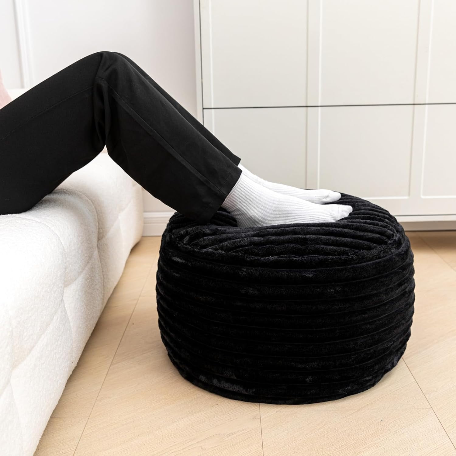 Round Pouf Ottoman Stuffed Pouf Foot Stool Floor Pouf Chair for Living ...