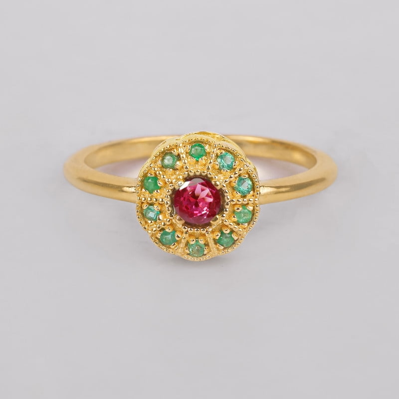 Round Ruby & Green Emerald Vintage Ring, Round Bazel Halo Stacable Ring ...