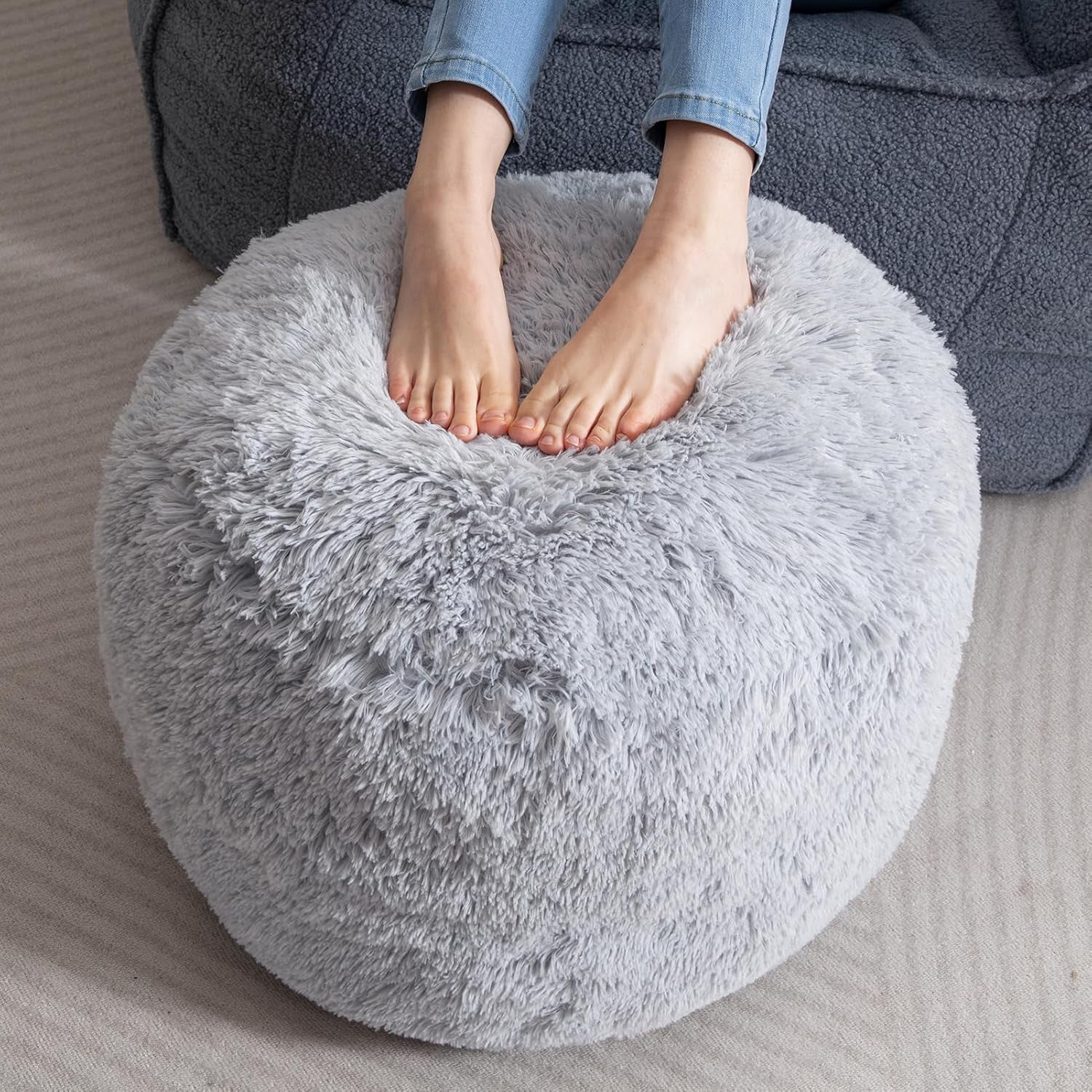 Round Stuffed Pouf Ottoman, Long Faux Fur Poufs with Foam Chunk Filling ...