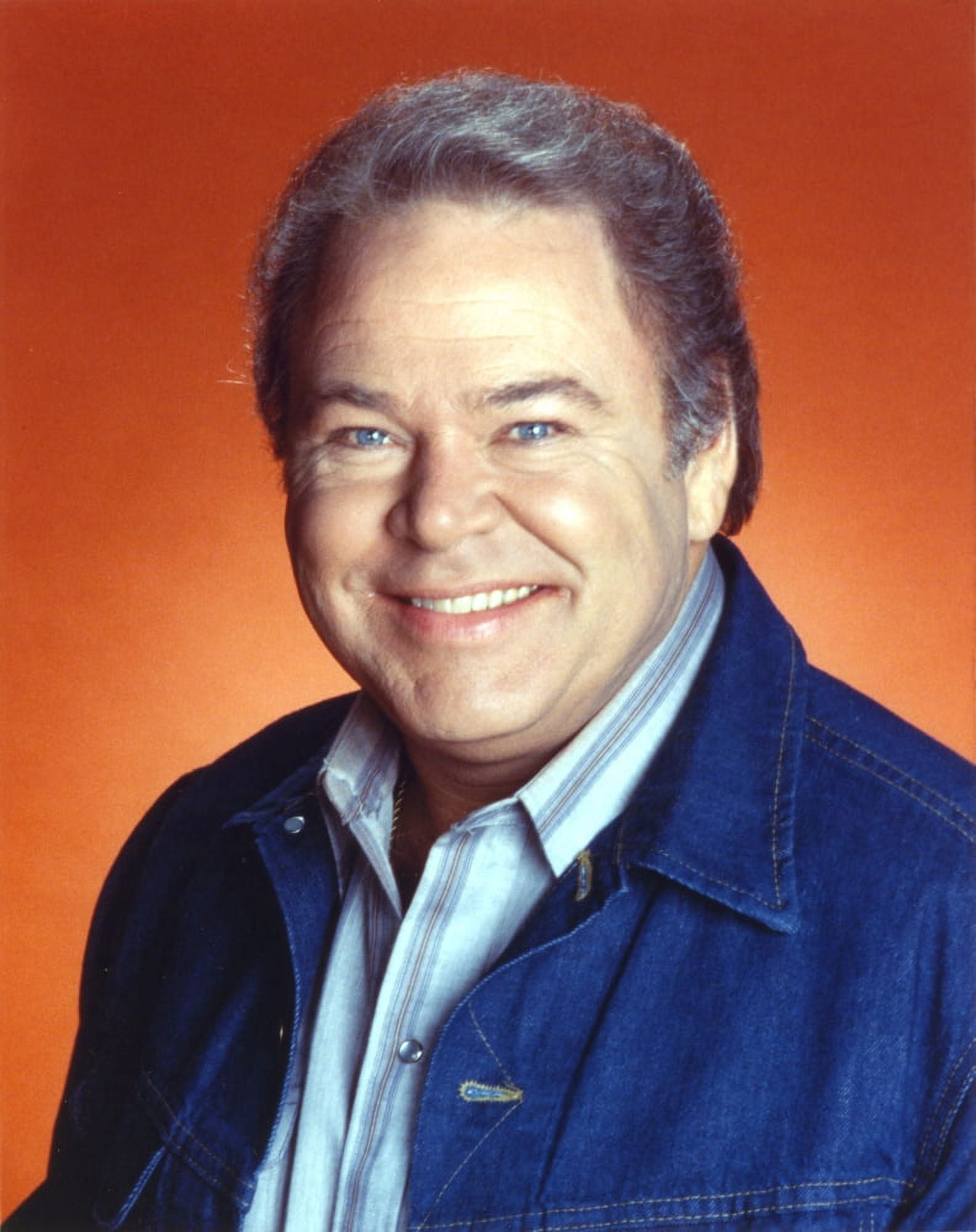 Roy Clark Portrait in Blue Coat Photo Print (8 x 10) - Walmart.com
