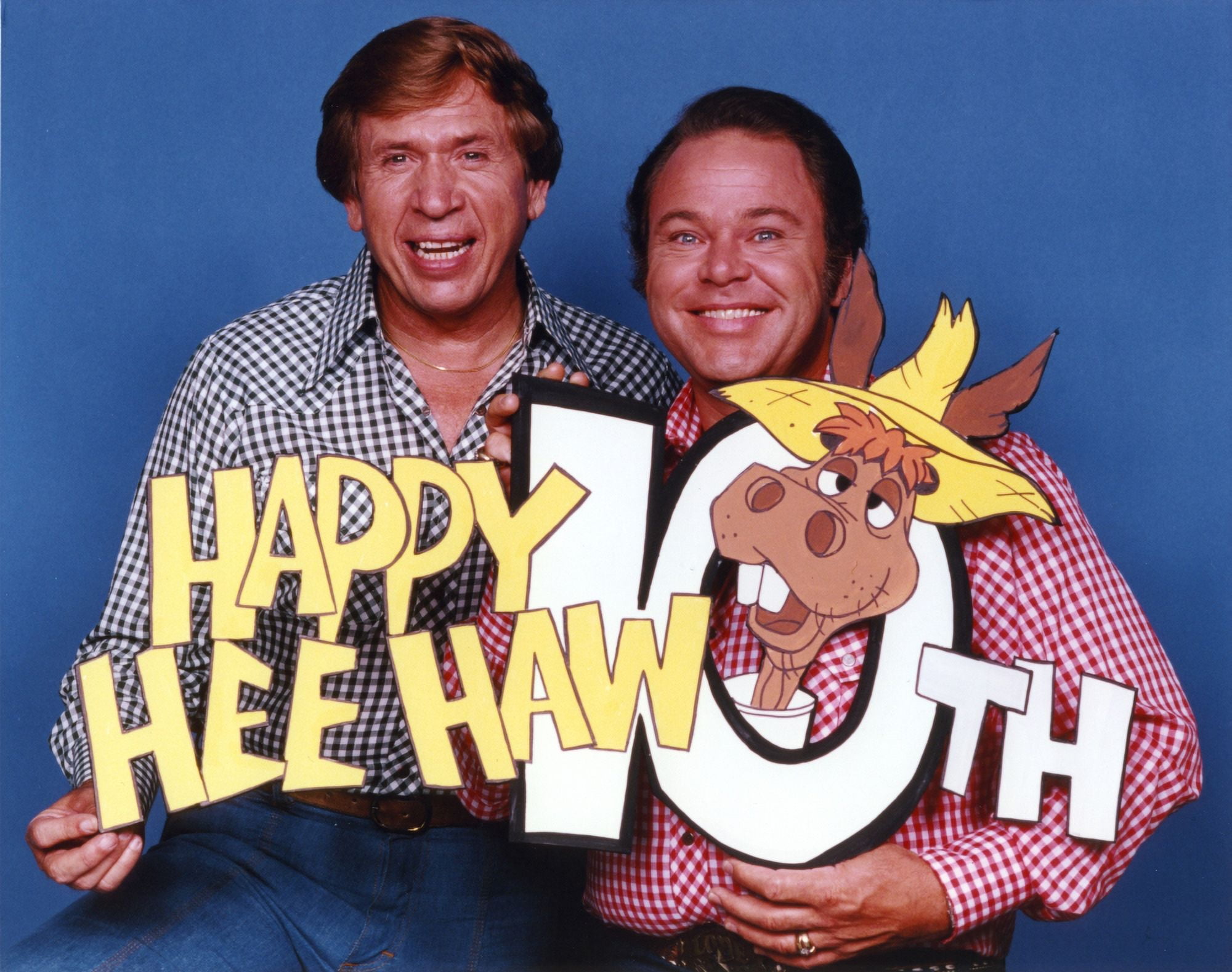 Roy Clark Posed in Plaid Polo Photo Print (24 x 30) - Walmart.com