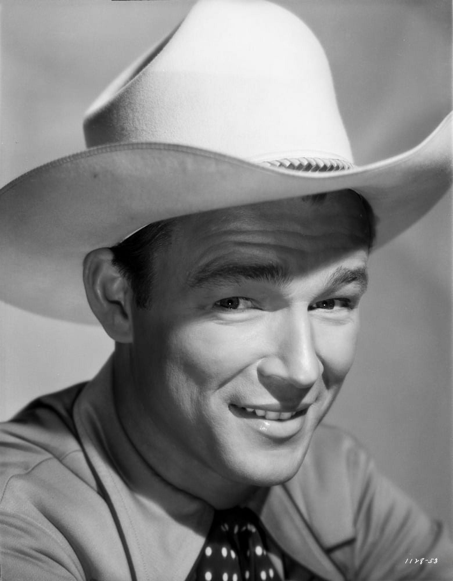 Roy Rogers smiling in Cowboy Costume Photo Print (8 x 10) - Walmart.com
