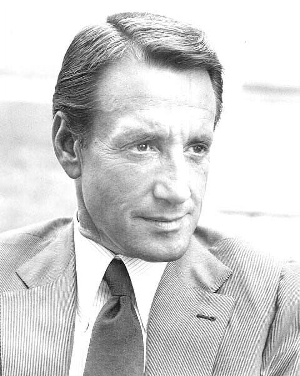 Roy Scheider 1978 24x30 poster portrait in suit & tie Last Embrace ...