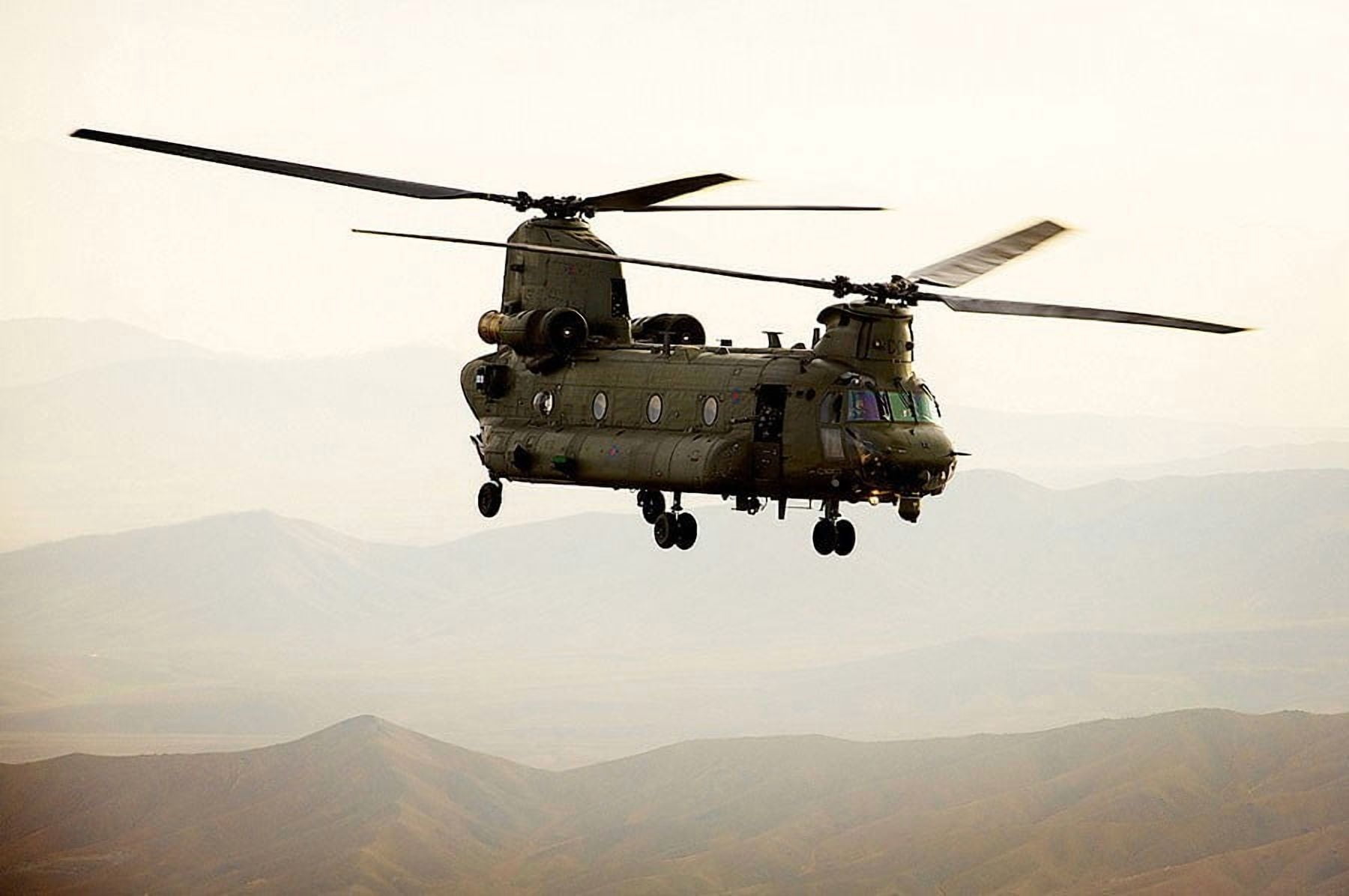 Royal Air Force Chinook Helicopter over Afghanistan - 20x30 Inch ...