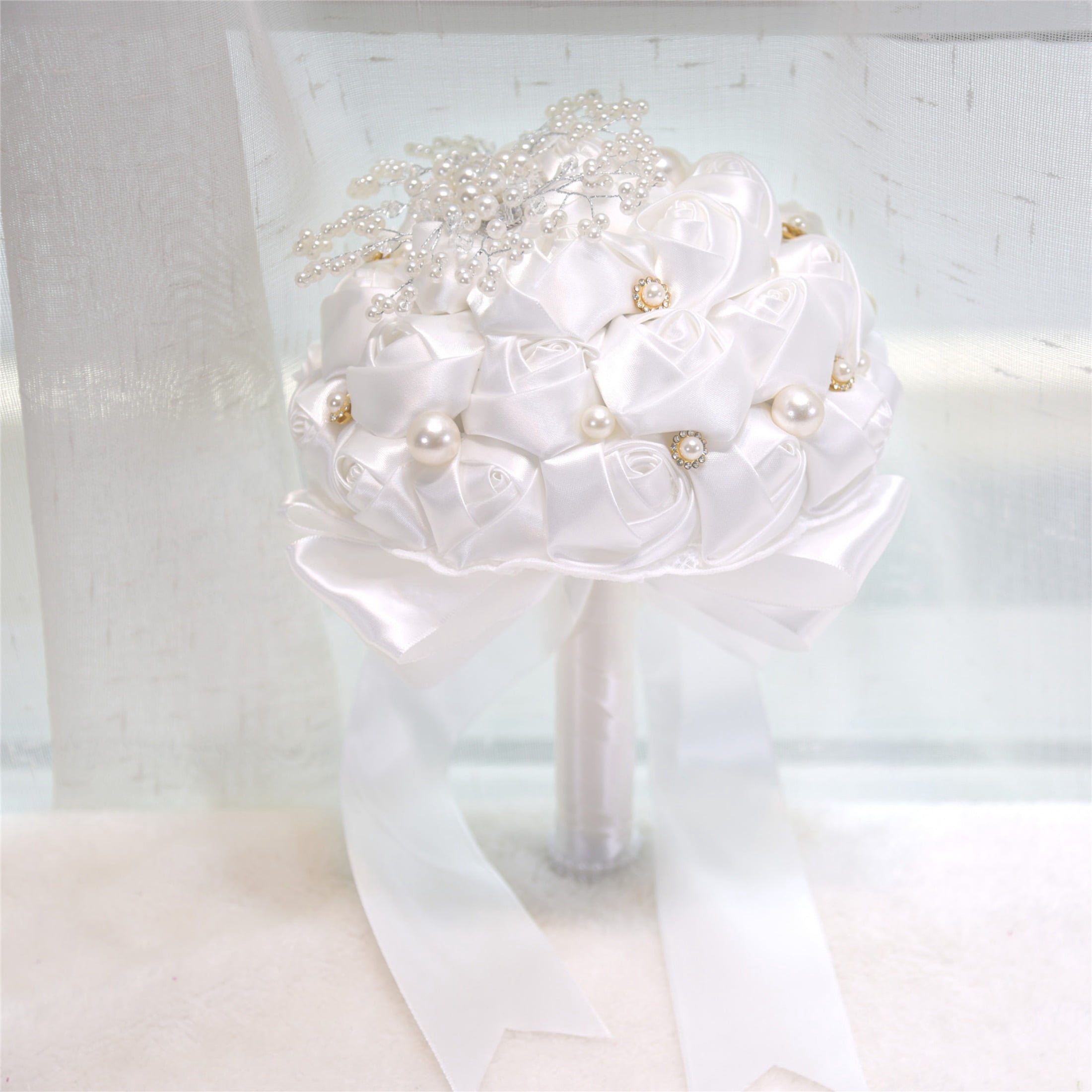 Royal Bridal Wedding Bouquet Round Holding Bouquet Throw Toss ...