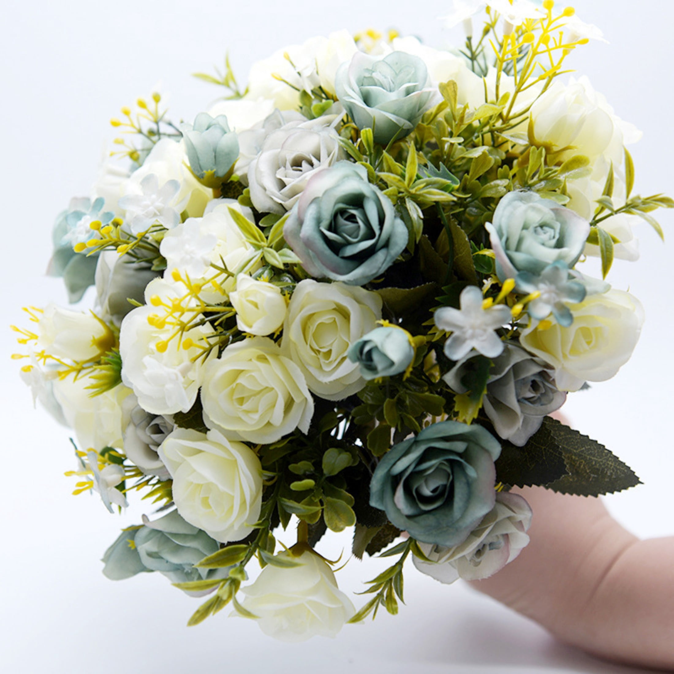 Royal Bridal Wedding Bouquet Round Holding Bouquet Throw Toss ...