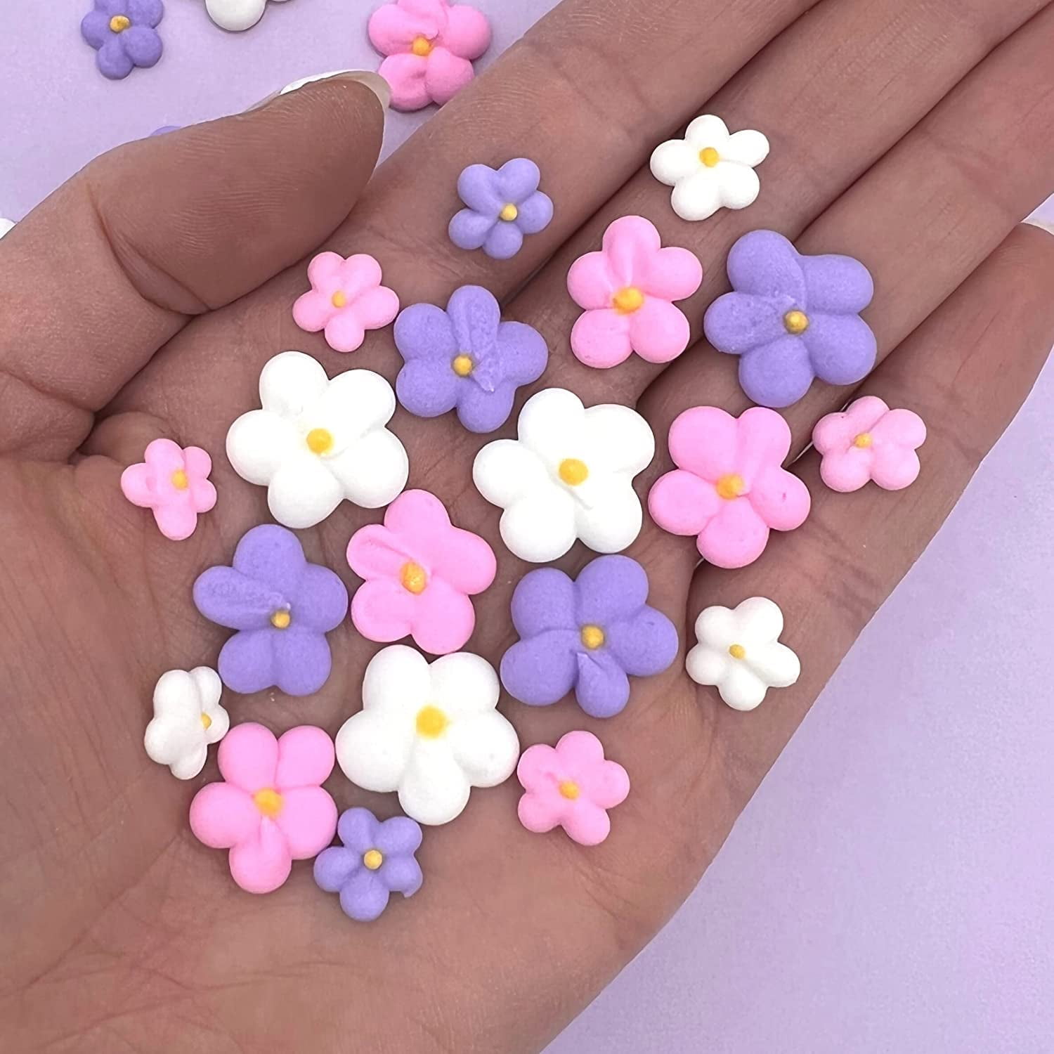 Royal Icing Blossoms | BDF32 Mini Edible Flowers | Edible Roses | White ...