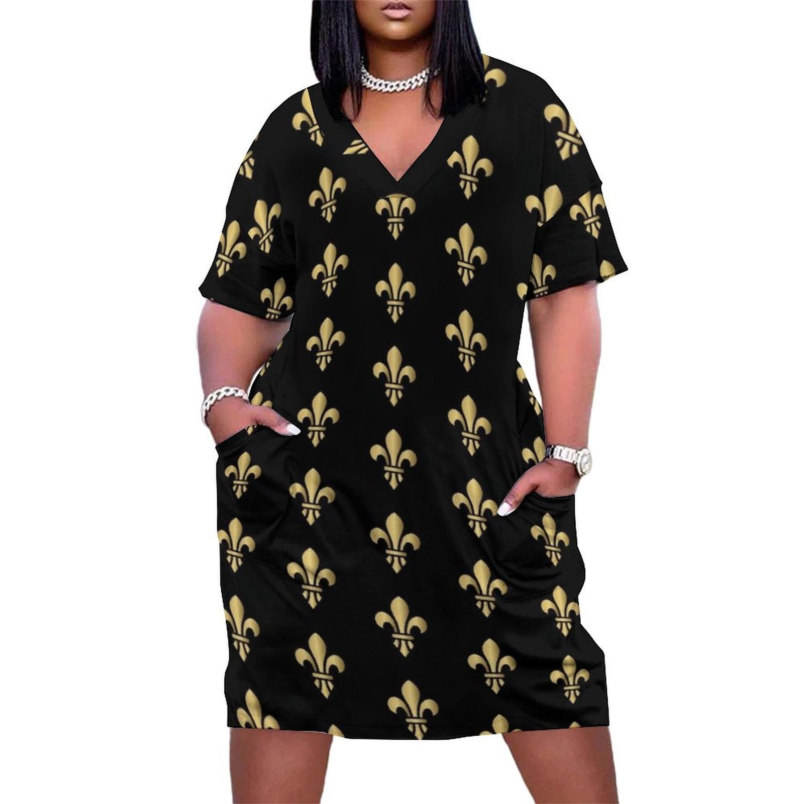 Royal heraldic golden lilies on Black background seamless pattern Loose ...