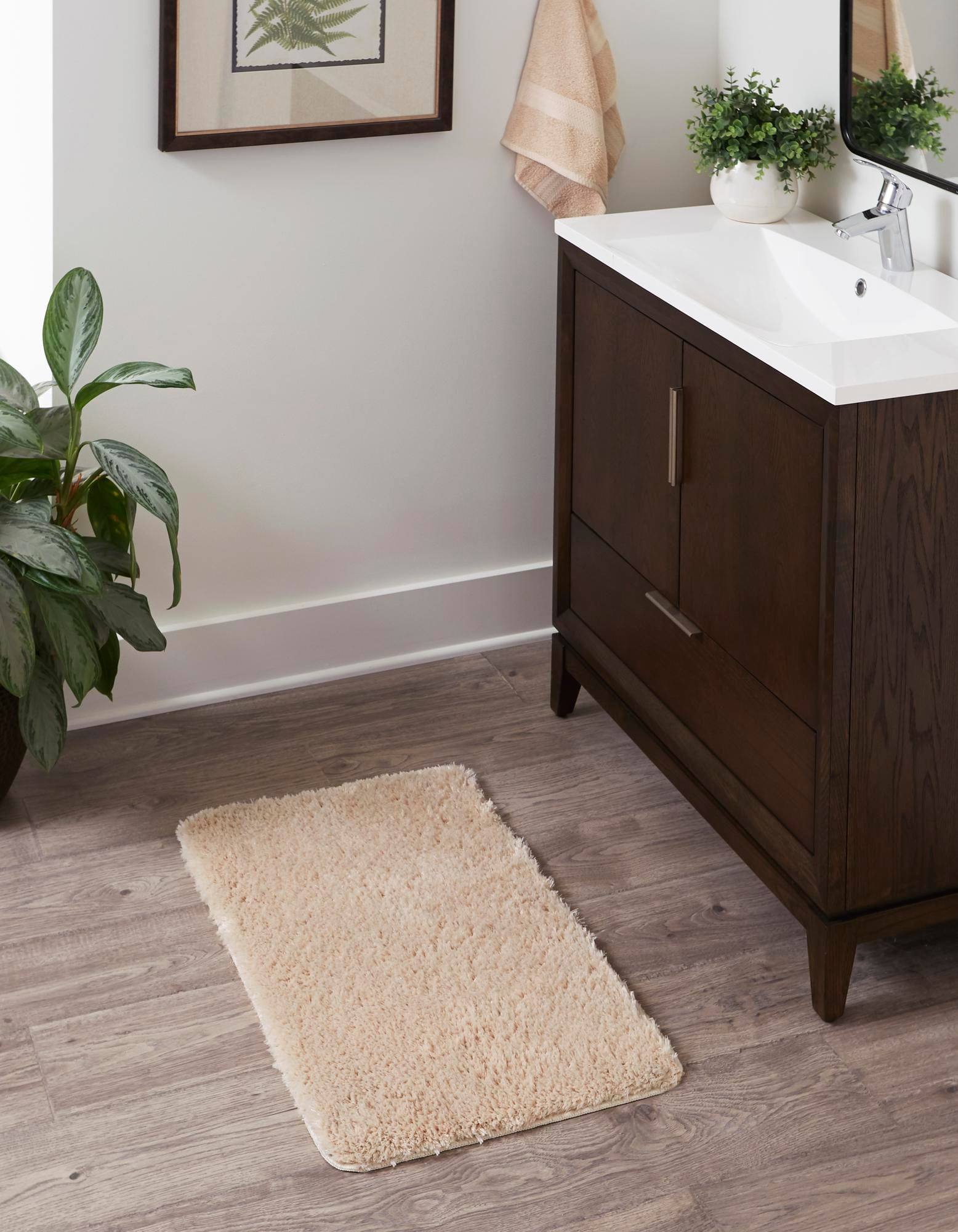 Rugs.com Bano Luxe Bath Mat Collection Rug – 2' x 3' Oat Machine ...